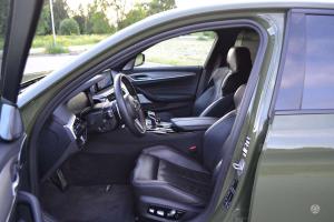 Zaļš BMW M5 2020 Jūrmala, ar dzinēja tilpumu 4.40 L un nobraukumu 58 tūkst. km par 67800 €, foto 10 vietnē AUTOMOTO.COM.LV