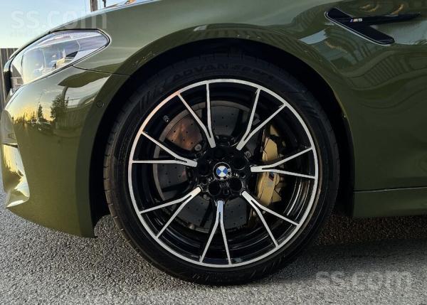 BMW M5 2021 in Riga on AUTOMOTO.COM.LV Green BMW M5 2021 in Riga, with an engine capacity of 4.40 L and mileage of 58 thousand km for 68500 €, photo 8 on AUTOMOTO.COM.LV
