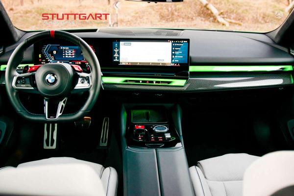 Green BMW M5 2025 in Kaunas, with an engine capacity of 4.40 L and mileage of 20 thousand km for 115500 €, photo 5 on AUTOMOTO.COM.LV
