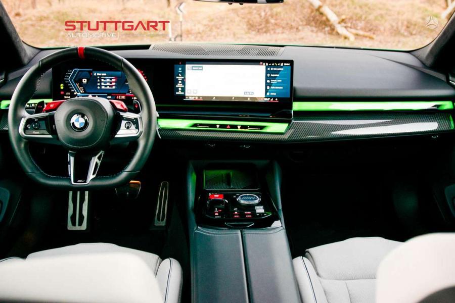 Green BMW M5 2025 in Kaunas, with an engine capacity of 4.40 L and mileage of 20 thousand km for 115500 €, photo 6 on AUTOMOTO.COM.LV