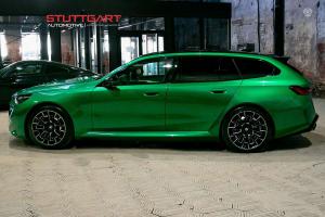 Green BMW M5 2025 in Kaunas, with an engine capacity of 4.40 L and mileage of 20 thousand km for 115500 €, photo 11 on AUTOMOTO.COM.LV