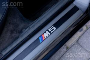 Grey BMW M5 1990 in Liepaja, with an engine capacity of 3.60 L and mileage of 270 thousand km for 27800 €, photo 12 on AUTOMOTO.COM.LV