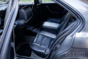 Grey BMW M5 1990 in Liepaja, with an engine capacity of 3.60 L and mileage of 270 thousand km for 27800 €, photo 19 on AUTOMOTO.COM.LV