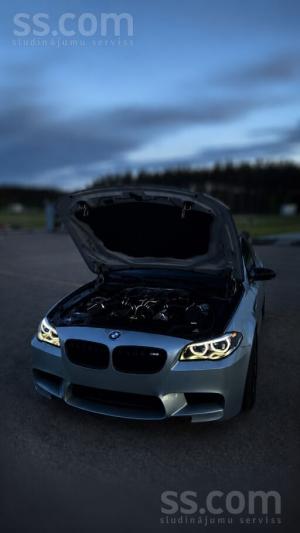 Pelēks BMW M5 2012 Rīga, ar dzinēja tilpumu 4.40 L un nobraukumu 0 tūkst. km par 33500 €, foto 30 vietnē AUTOMOTO.COM.LV