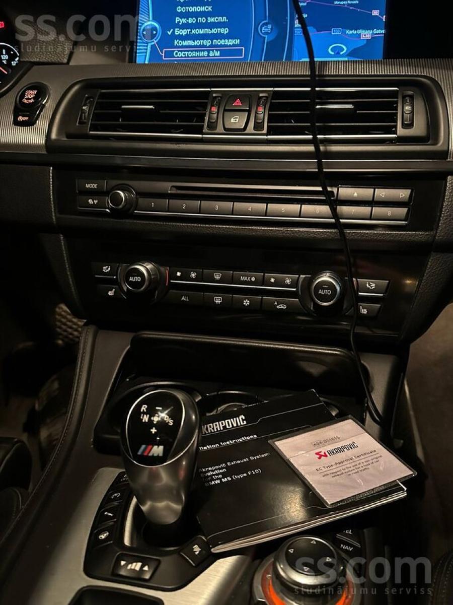 Grey BMW M5 2012 in Riga, with an engine capacity of 4.40 L and mileage of 0 thousand km for 32100 €, photo 29 on AUTOMOTO.COM.LV