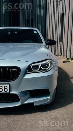 Grey BMW M5 2012 in Riga, with an engine capacity of 4.40 L and mileage of 0 thousand km for 29000 €, photo 20 on AUTOMOTO.COM.LV