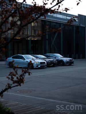Grey BMW M5 2012 in Riga, with an engine capacity of 4.40 L and mileage of 0 thousand km for 29000 €, photo 25 on AUTOMOTO.COM.LV