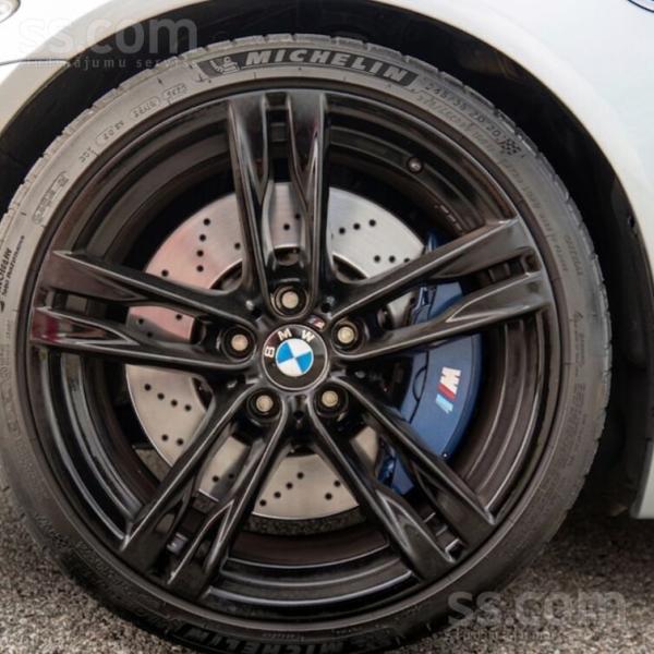 Pelēks BMW M5 2012 Rīga, ar dzinēja tilpumu 4.40 L un nobraukumu 0 tūkst. km par 29000 €, foto 8 vietnē AUTOMOTO.COM.LV