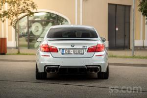 Pelēks BMW M5 2012 Rīga, ar dzinēja tilpumu 4.40 L un nobraukumu 0 tūkst. km par 28000 €, foto 7 vietnē AUTOMOTO.COM.LV