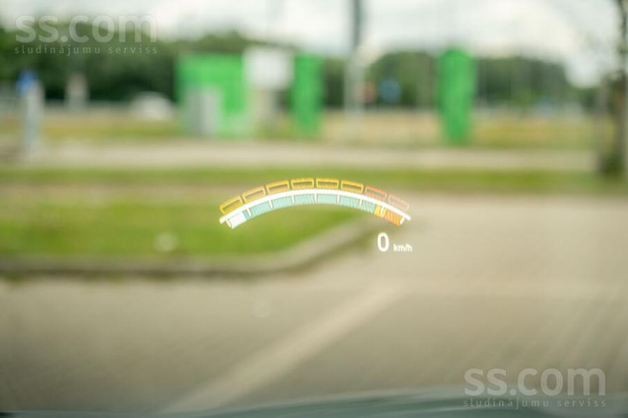 Pelēks BMW M5 2012 Rīga, ar dzinēja tilpumu 4.40 L un nobraukumu 0 tūkst. km par 28000 €, foto 12 vietnē AUTOMOTO.COM.LV