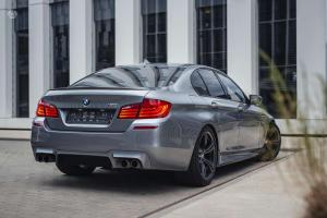 Pelēks BMW M5 2012 Viļņa, ar dzinēja tilpumu 4.40 L un nobraukumu 157 tūkst. km par 26200 €, foto 7 vietnē AUTOMOTO.COM.LV