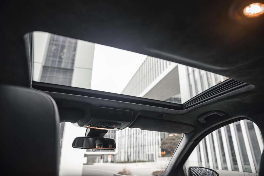 Pelēks BMW M5 2012 Viļņa, ar dzinēja tilpumu 4.40 L un nobraukumu 157 tūkst. km par 26200 €, foto 16 vietnē AUTOMOTO.COM.LV