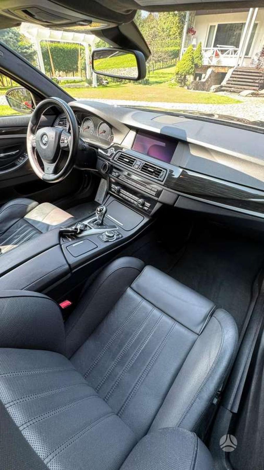 Grey BMW M5 2013 in Varena, with an engine capacity of 4.40 L and mileage of 168 thousand km for 18500 €, photo 16 on AUTOMOTO.COM.LV