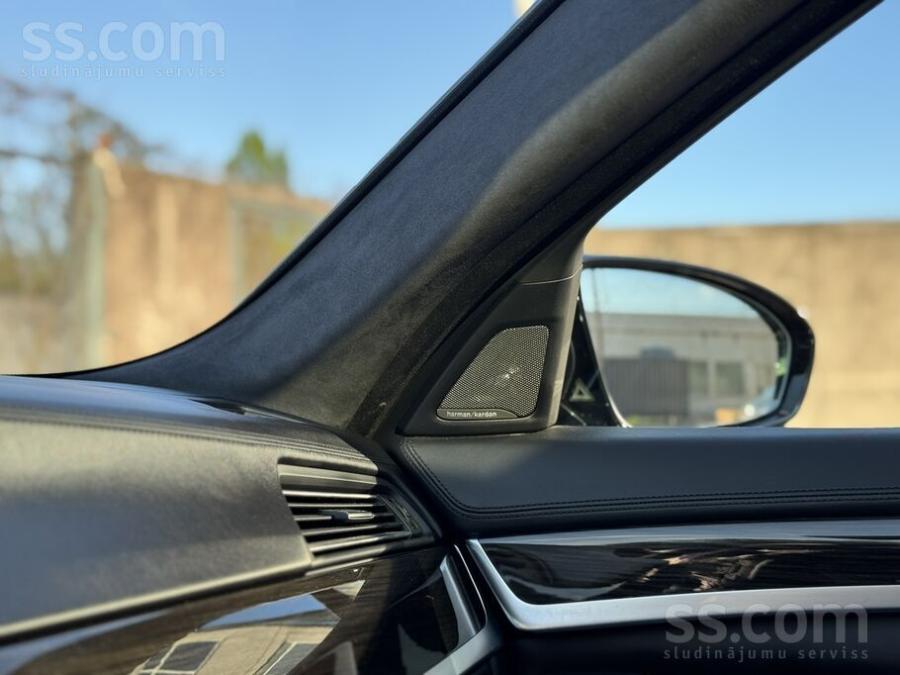 Grey BMW M5 2014 in Riga, with an engine capacity of 4.40 L and mileage of 83 thousand km for 40980 €, photo 20 on AUTOMOTO.COM.LV