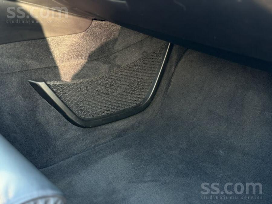 Grey BMW M5 2014 in Riga, with an engine capacity of 4.40 L and mileage of 83 thousand km for 40980 €, photo 23 on AUTOMOTO.COM.LV