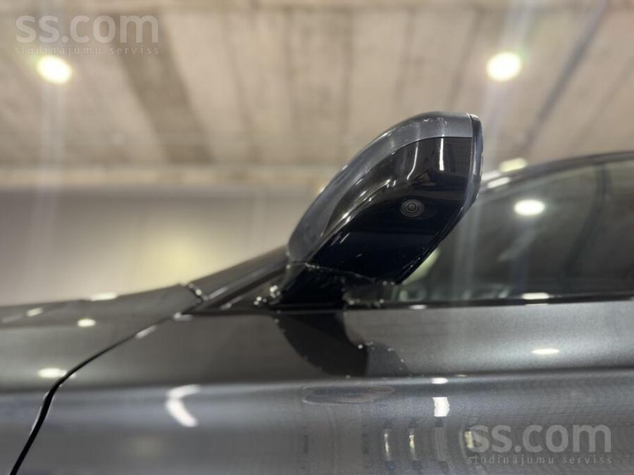 Grey BMW M5 2014 in Riga, with an engine capacity of 4.40 L and mileage of 82 thousand km for 38900 €, photo 10 on AUTOMOTO.COM.LV