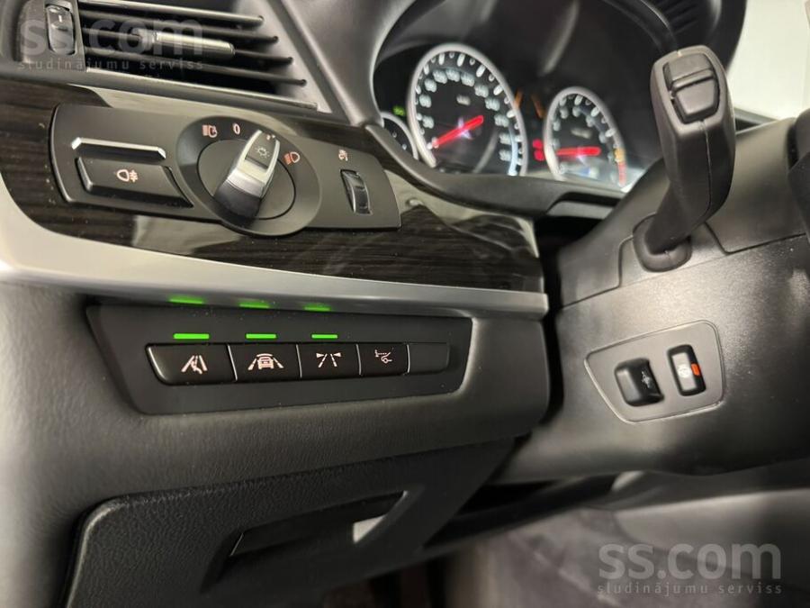 Grey BMW M5 2014 in Riga, with an engine capacity of 4.40 L and mileage of 82 thousand km for 38900 €, photo 17 on AUTOMOTO.COM.LV
