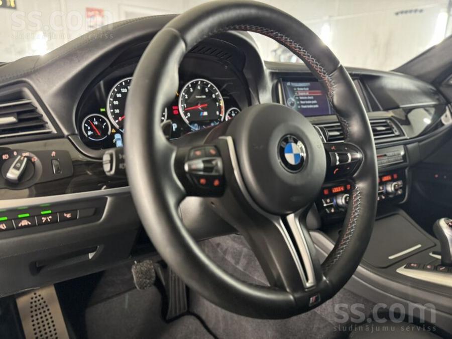 Grey BMW M5 2014 in Riga, with an engine capacity of 4.40 L and mileage of 82 thousand km for 38900 €, photo 18 on AUTOMOTO.COM.LV