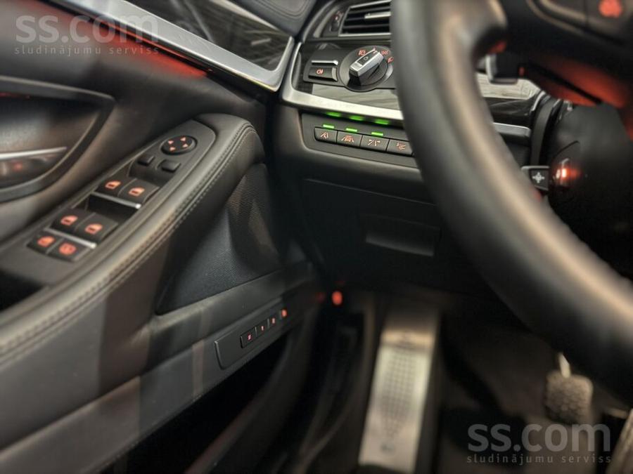 Grey BMW M5 2014 in Riga, with an engine capacity of 4.40 L and mileage of 82 thousand km for 38900 €, photo 23 on AUTOMOTO.COM.LV