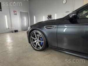 Grey BMW M5 2014 in Riga, with an engine capacity of 4.40 L and mileage of 82 thousand km for 38900 €, photo 29 on AUTOMOTO.COM.LV
