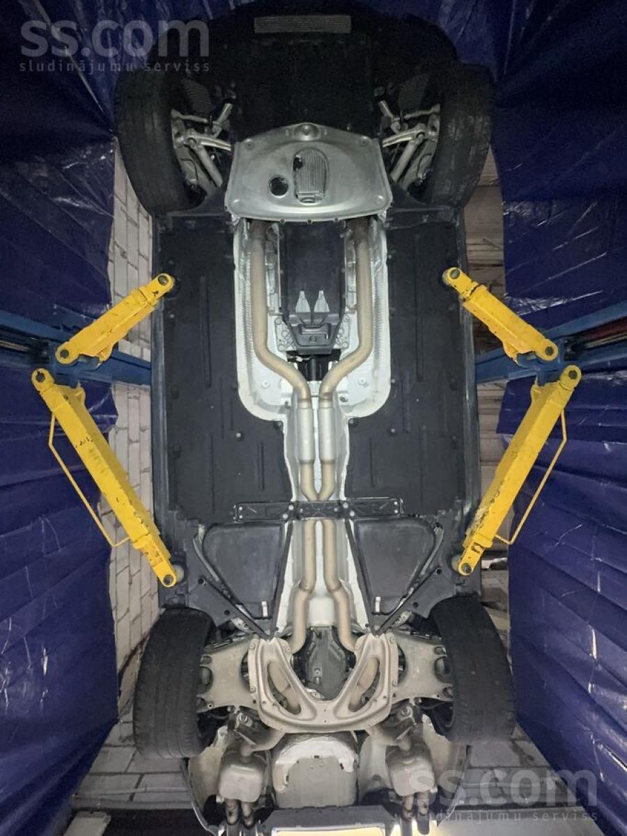 Grey BMW M5 2014 in Riga, with an engine capacity of 4.40 L and mileage of 82 thousand km for 38900 €, photo 32 on AUTOMOTO.COM.LV