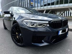 Pelēks BMW M5 2018 Viļņa, ar dzinēja tilpumu 4.40 L un nobraukumu 212 tūkst. km par 36999 €, foto  vietnē AUTOMOTO.COM.LV