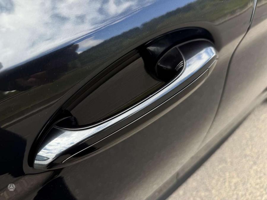 Grey BMW M5 2018 in Vilnius, with an engine capacity of 4.40 L and mileage of 212 thousand km for 36999 €, photo 32 on AUTOMOTO.COM.LV