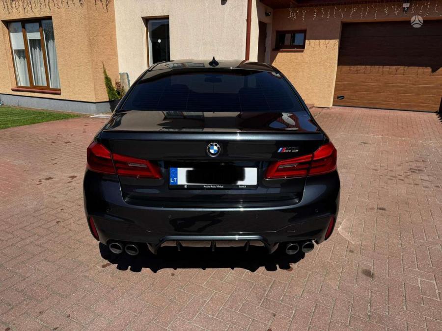 Pelēks BMW M5 2018 Viļņa, ar dzinēja tilpumu 4.40 L un nobraukumu 10 tūkst. km par 43200 €, foto 8 vietnē AUTOMOTO.COM.LV