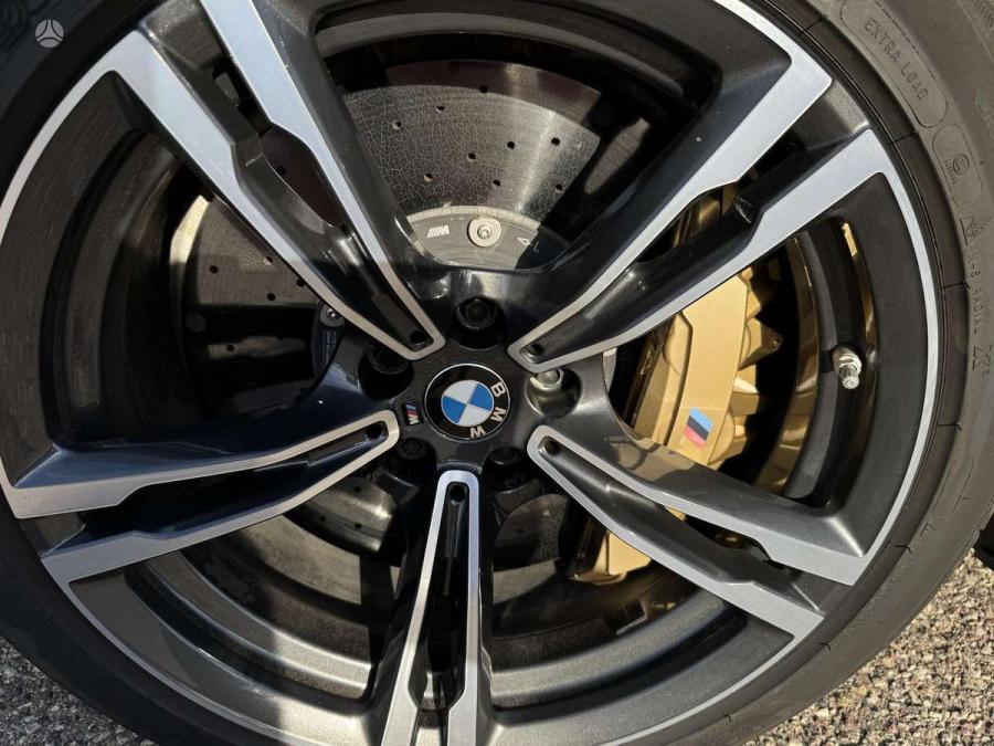 Pelēks BMW M5 2018 Viļņa, ar dzinēja tilpumu 4.40 L un nobraukumu 10 tūkst. km par 43200 €, foto 43 vietnē AUTOMOTO.COM.LV