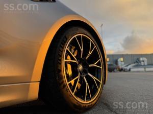 Grey BMW M5 2019 in Riga, with an engine capacity of 4.40 L and mileage of 108 thousand km for 59990 €, photo 9 on AUTOMOTO.COM.LV