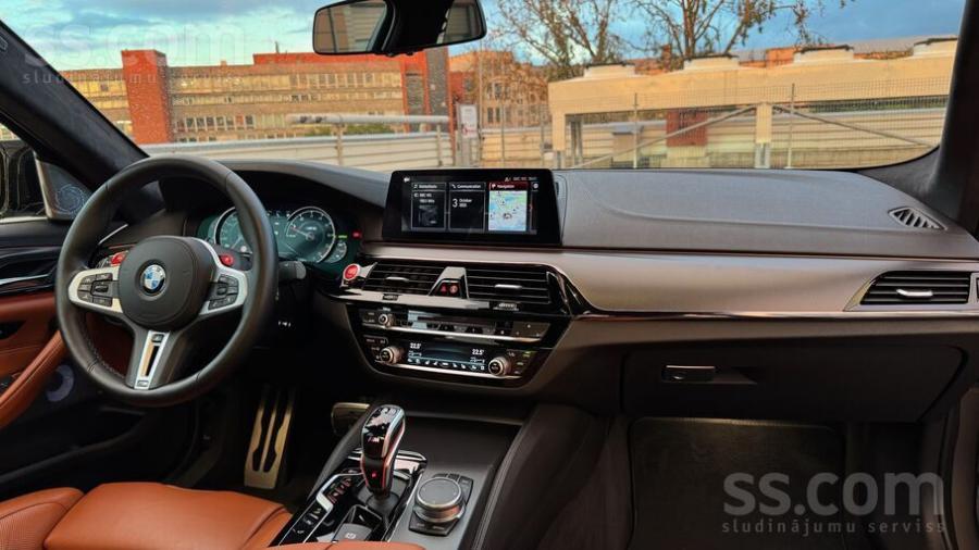 Grey BMW M5 2019 in Riga, with an engine capacity of 4.40 L and mileage of 108 thousand km for 59990 €, photo 13 on AUTOMOTO.COM.LV
