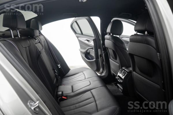 Pelēks BMW M5 2019 Tallina, ar dzinēja tilpumu 4.40 L un nobraukumu 58 tūkst. km par 54999 €, foto 10 vietnē AUTOMOTO.COM.LV