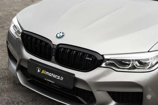 Grey BMW M5 2019 in Vilnius, with an engine capacity of 4.40 L and mileage of 150 thousand km for 47500 €, photo 6 on AUTOMOTO.COM.LV