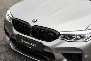 Pelēks BMW M5 2019 Viļņa, ar dzinēja tilpumu 4.40 L un nobraukumu 150 tūkst. km par 47500 €, foto 6 vietnē AUTOMOTO.COM.LV