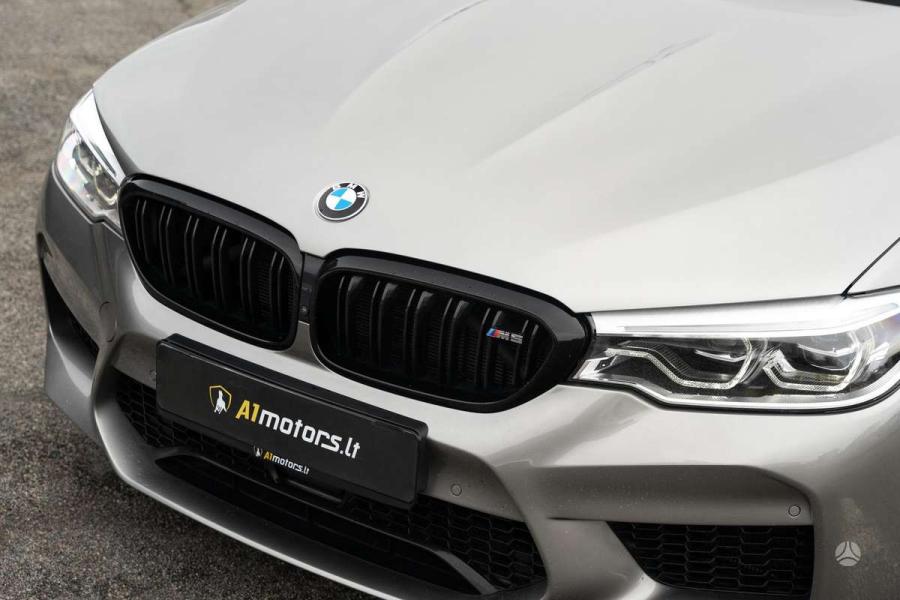 Pelēks BMW M5 2019 Viļņa, ar dzinēja tilpumu 4.40 L un nobraukumu 150 tūkst. km par 47500 €, foto 6 vietnē AUTOMOTO.COM.LV
