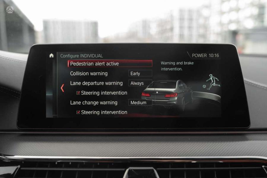 Pelēks BMW M5 2019 Viļņa, ar dzinēja tilpumu 4.40 L un nobraukumu 150 tūkst. km par 47500 €, foto 37 vietnē AUTOMOTO.COM.LV