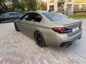 Grey BMW M5 2020 in Riga, with an engine capacity of 4.40 L and mileage of 127 thousand km for 69900 €, photo 5 on AUTOMOTO.COM.LV