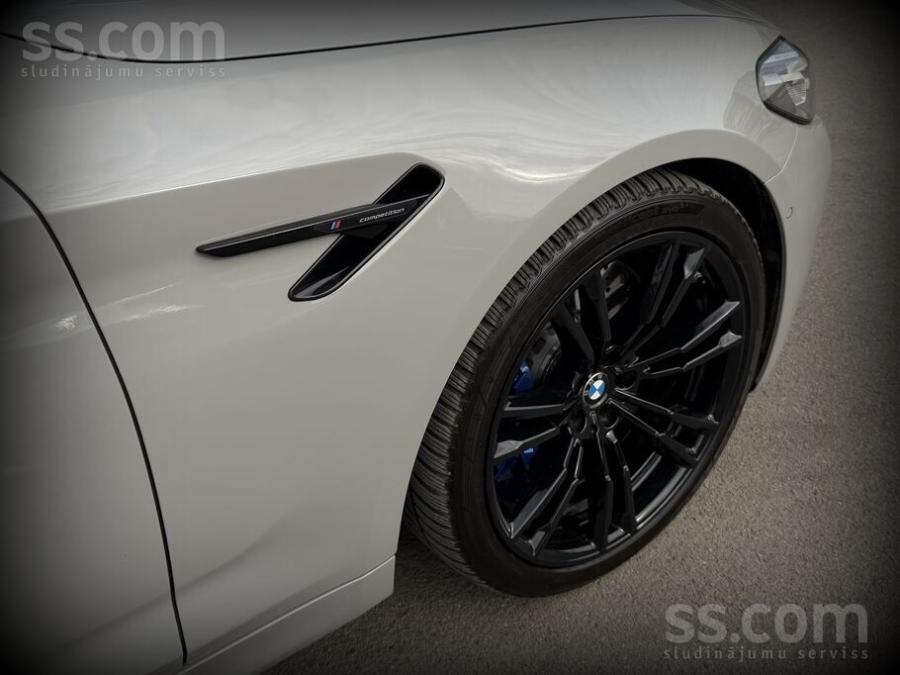 Pelēks BMW M5 2022 Jelgava, ar dzinēja tilpumu 4.40 L un nobraukumu 0 tūkst. km par 68500 €, foto 11 vietnē AUTOMOTO.COM.LV