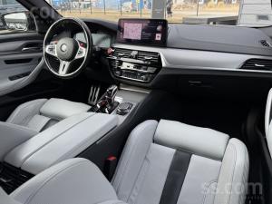 Pelēks BMW M5 2022 Jelgava, ar dzinēja tilpumu 4.40 L un nobraukumu 0 tūkst. km par 68500 €, foto 15 vietnē AUTOMOTO.COM.LV