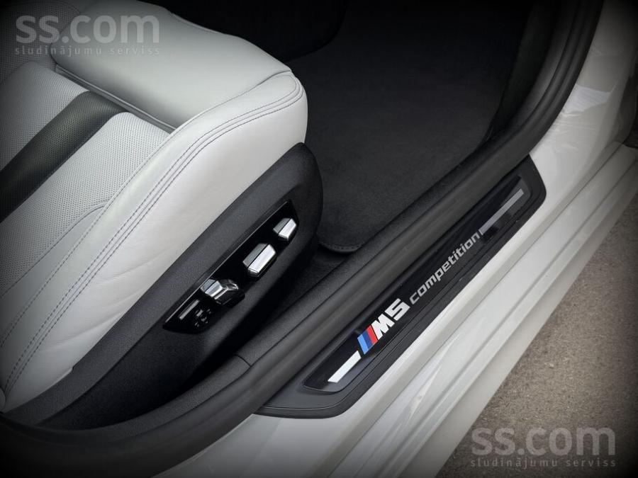 Pelēks BMW M5 2022 Jelgava, ar dzinēja tilpumu 4.40 L un nobraukumu 0 tūkst. km par 68500 €, foto 17 vietnē AUTOMOTO.COM.LV
