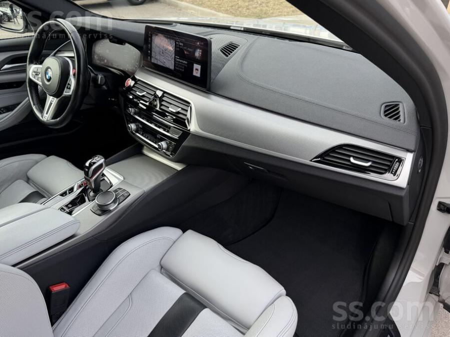 Pelēks BMW M5 2022 Jelgava, ar dzinēja tilpumu 4.40 L un nobraukumu 0 tūkst. km par 68500 €, foto 18 vietnē AUTOMOTO.COM.LV