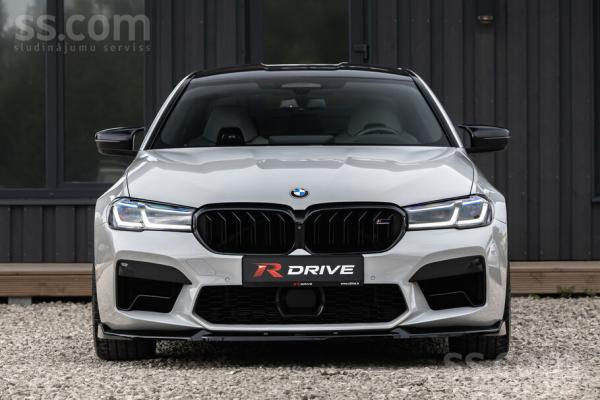 Grey BMW M5 2022 in Jelgava, with an engine capacity of 4.40 L and mileage of 101 thousand km for 73200 €, photo 2 on AUTOMOTO.COM.LV