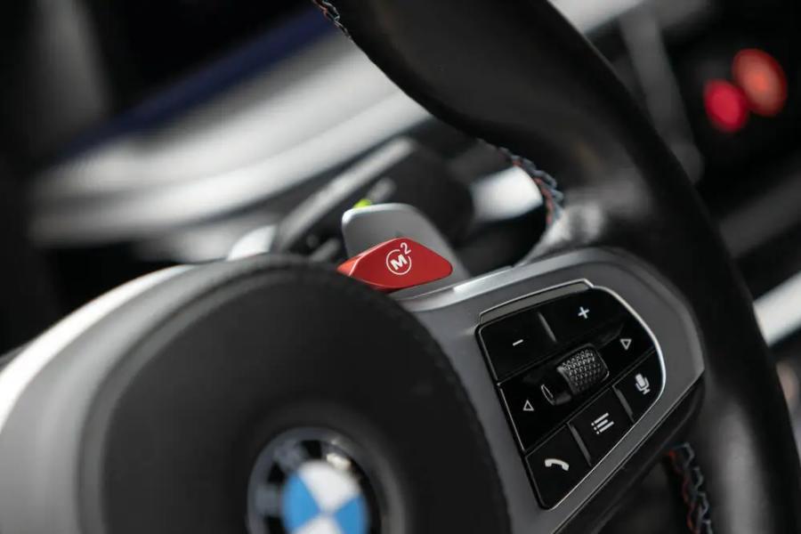 Pelēks BMW M5 2022 Jelgava, ar dzinēja tilpumu 4.40 L un nobraukumu 101 tūkst. km par 73200 €, foto 16 vietnē AUTOMOTO.COM.LV