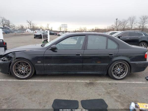 BMW M5 2003 Klaipėda, ar dzinēja tilpumu 0.00 L un nobraukumu 0 tūkst. km par 11100 €, foto 2 vietnē AUTOMOTO.COM.LV