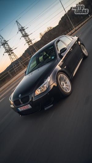 BMW M5 2006 in Vilnius, with an engine capacity of 5.00 L and mileage of 208 thousand km for 24999 €, photo 5 on AUTOMOTO.COM.LV