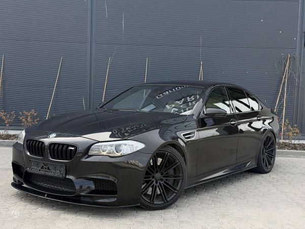 BMW M5 2012 in Vilnius, with an engine capacity of 4.40 L and mileage of 170 thousand km for 23700 €, photo 1 on AUTOMOTO.COM.LV