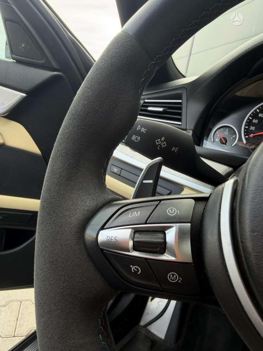 BMW M5 2012 in Vilnius, with an engine capacity of 4.40 L and mileage of 170 thousand km for 23700 €, photo 21 on AUTOMOTO.COM.LV