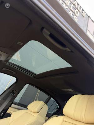 BMW M5 2012 in Vilnius, with an engine capacity of 4.40 L and mileage of 170 thousand km for 23700 €, photo 22 on AUTOMOTO.COM.LV