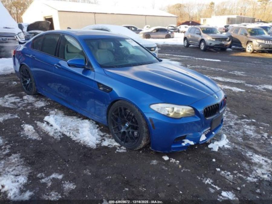 BMW M5 2013 Klaipėda, ar dzinēja tilpumu 0.00 L un nobraukumu 0 tūkst. km par 11500 €, foto 1 vietnē AUTOMOTO.COM.LV