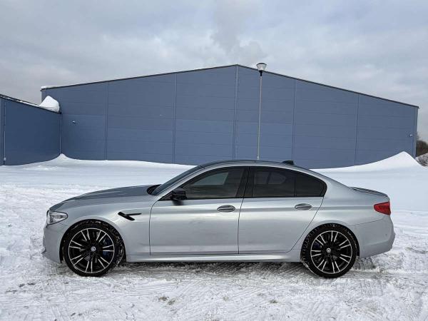 BMW M5 2018 Rīga, ar dzinēja tilpumu 4.40 L un nobraukumu 100 tūkst. km par 55000 €, foto 7 vietnē AUTOMOTO.COM.LV